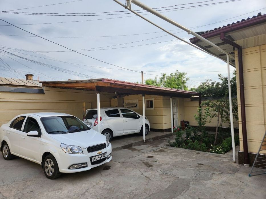 Срочно! Продажа. 8 ком, 10 сот. Узбум