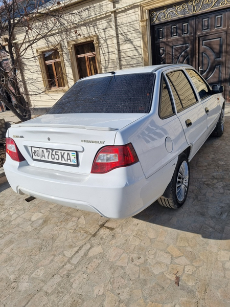 Nexia 1.6 ideal kelishalgan holda