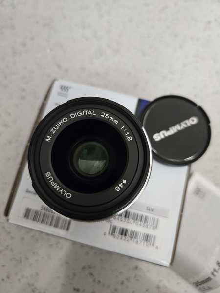 Продаётся Olimpus 25mm  f 1,8