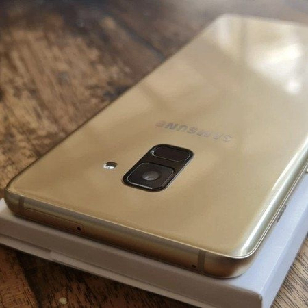Samsung Galaxy A8+