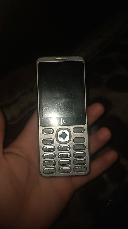F + telefon sotaman