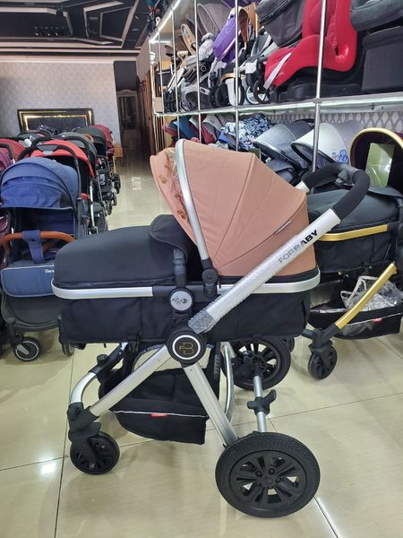 Детская коляска Forbaby P680  / Новое в коробке!