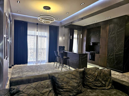 Срочно продам 2-х комнатную в Tashkent City.Шайхантахурский район