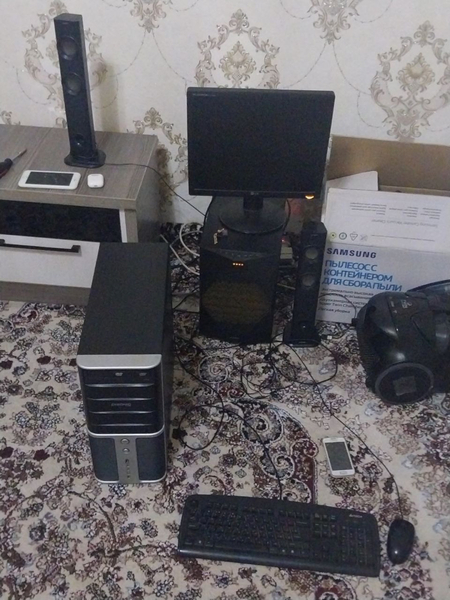 Offisniy kompyuter sotiladi