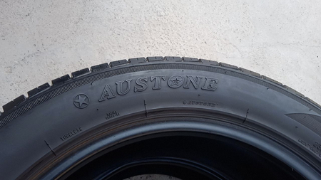 235 55 R18 Shina Austone