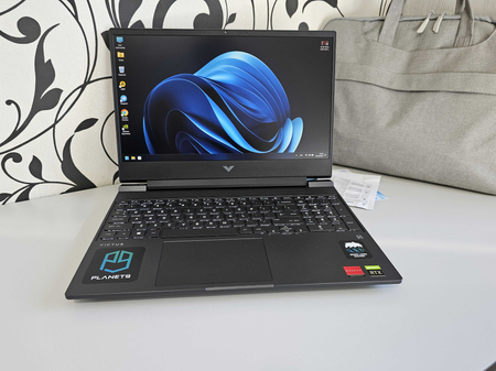 ПРОДАМ VICTUS 15 Мощный ГЕЙМЕРСКИЙ Ноутбук Ryzen™5-7535HS и RTX2050.