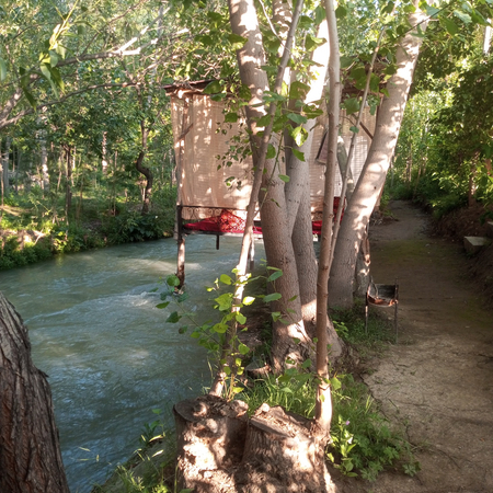 Qayum ota oilaviy yozgi dam olish maskani