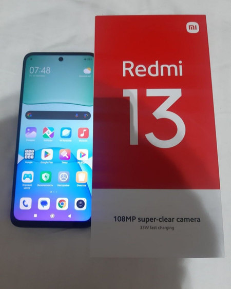 Redmi 13   6ram/128gb.