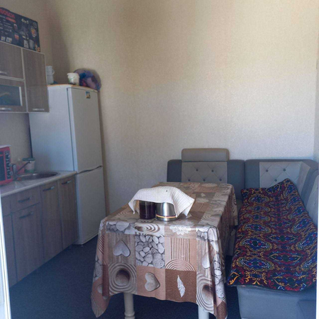 Nazarbe turkiston 2.3 sotxli hovli
