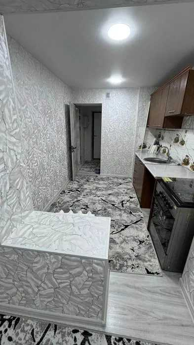 Чилонзор 5 КВ 1.4.4
кирпич 30м² балкон 1.2/3
орр Метро Хамза, Евро рем