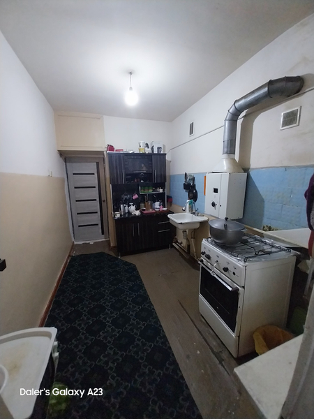 Срочно прдаётся. 3/3/4 Кирпич. 70 м². Геофизика
