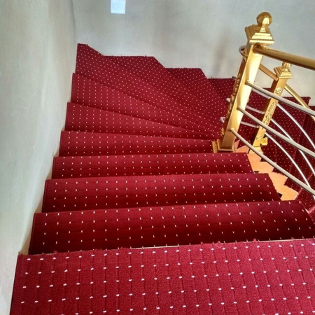 Kavralan optim gilam, Ustanobka