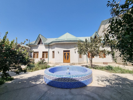 Uchastka sotiladi. 135000$