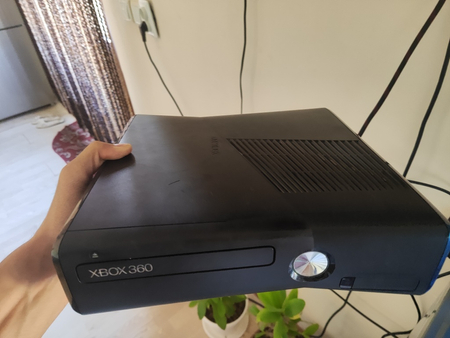 Xbox 360 slim, Aurora