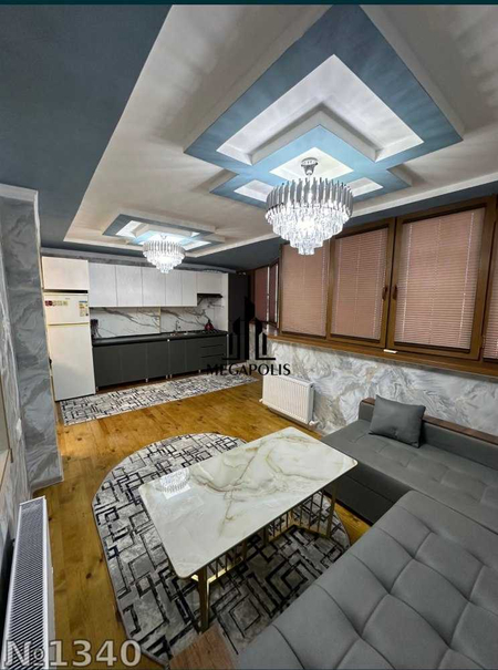 №1340 2 хонали квартира сотилади