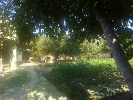 Xovli uy sotiladi