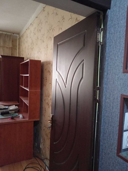 4 комнатную квартиру на Строителе