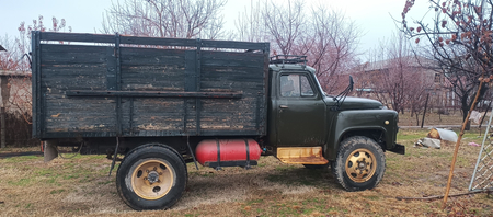 Gaz 5204 moshina
