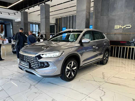 BYD SONG PRO DM-i 71 km Flagship