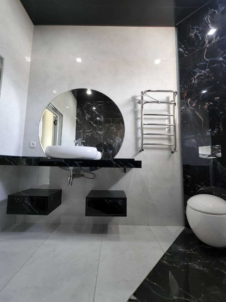 4 qavatlik ofis arenda•240m2 remont-mebel-texnika•metro Bodomzor/Minor