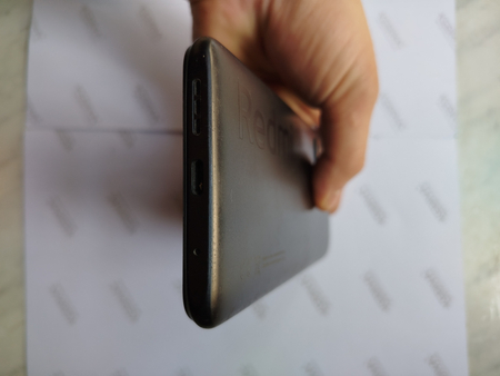 RED MI 9 T . 128/4 .6000 Amp dakument karobkasi bor