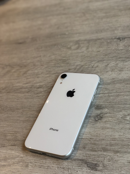 Продаётся iphone XR 128 GB
