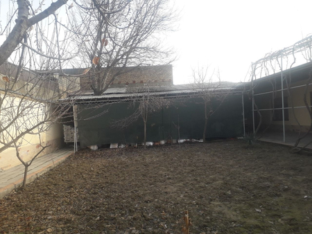 Uchaska sotiladi 8 sotix