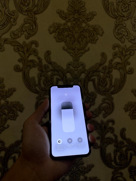 Продаётся iPhone Xs