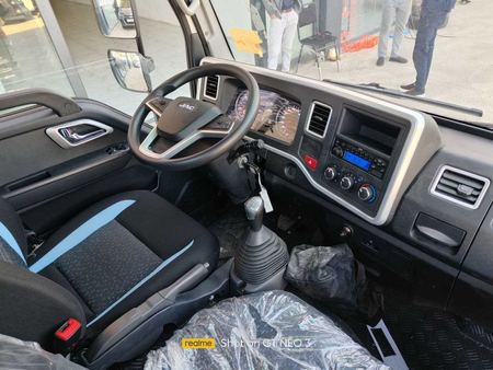 gruzavoy jac j3 5tonna