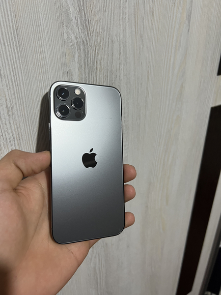 Iphone 12 pro 256GB.