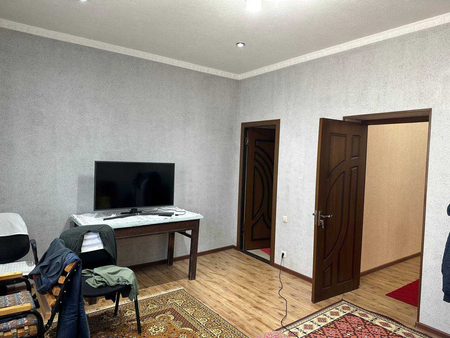 Продается большой дом на Мухтара Ашрафий, Рисовый, 10 комнат