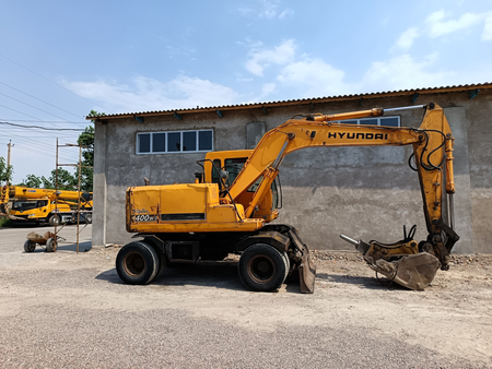 Продается экскаватор HUNDAI 1400 A7