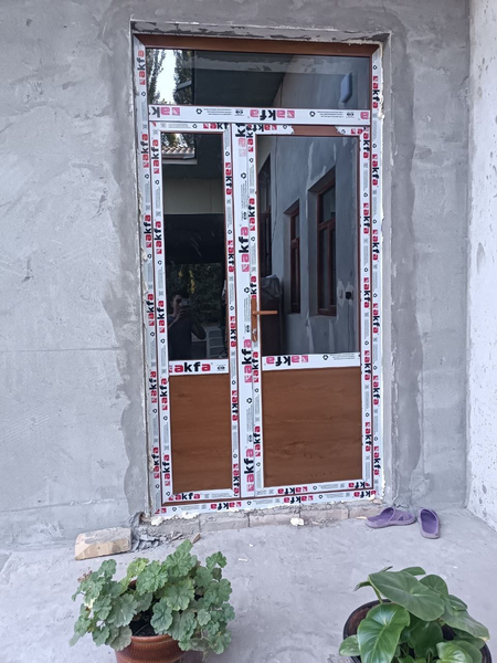 Sifatli eshik romlar