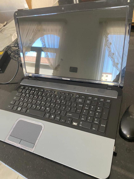 2 ta Computer, 1 ta planshet sotiladi