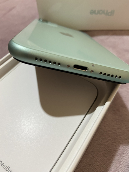 Продам iPhone 11 128GB