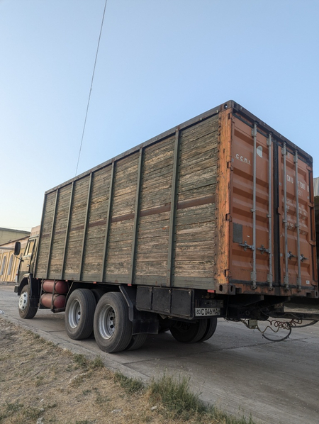 Kamaz prisib sotiladi srochna