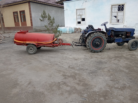 28 Traktir mator yangi qilingan