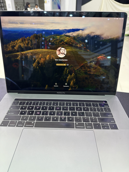 Macbook pro 2019 sotiladi