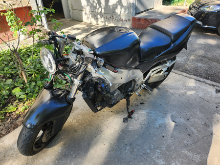 Yamaha thunders 1000rr