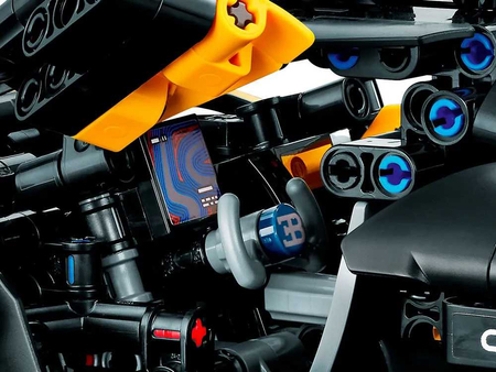 Конструктор LEGO Technic 42151 Бугатти Болид, 905 дет.