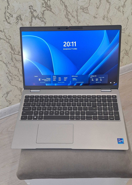 DELL 15 15.6” FHD IPS CORE i7-1185G7 16GB / 256SSD как новый