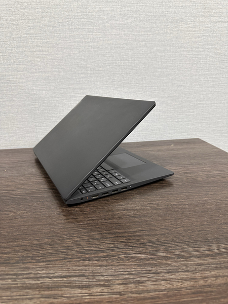 8-Ядерный Lenovo V15 intel Core i5 10th Gen 8gb DDR4 512gb SSD!
