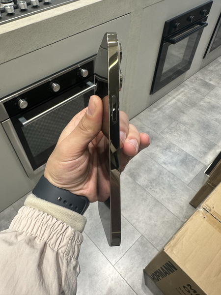 Iphone 14promax 256 gold idyall 655$