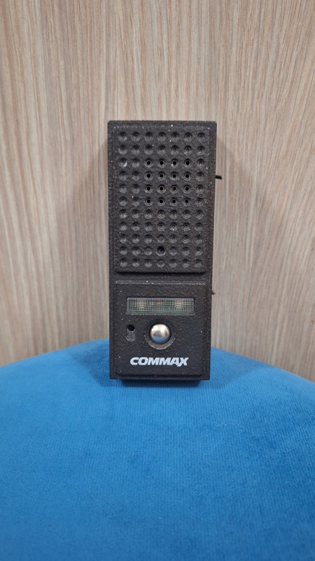 Продам вызывную панель COMMAX