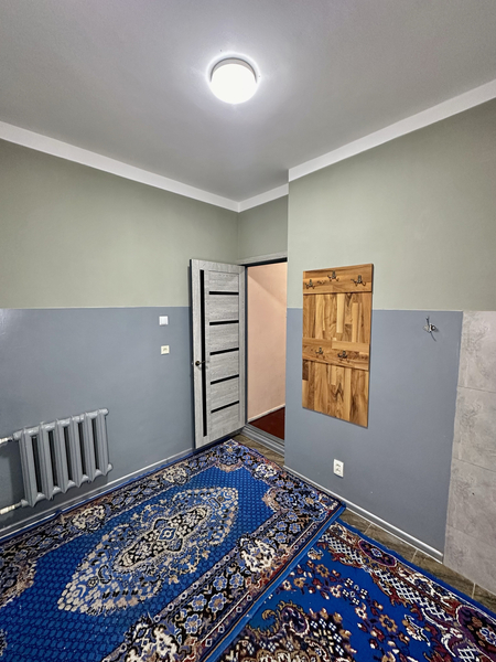 Срочно продаётся 1/2 ком. кв