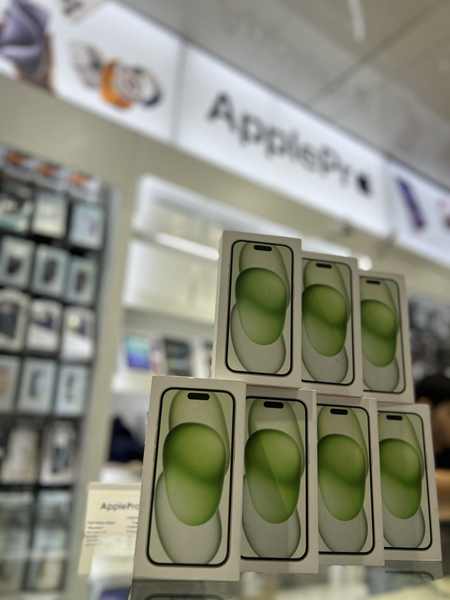 Iphone 15 ozi 128/256