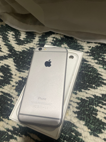 Iphone 5 va 5s sotiladi