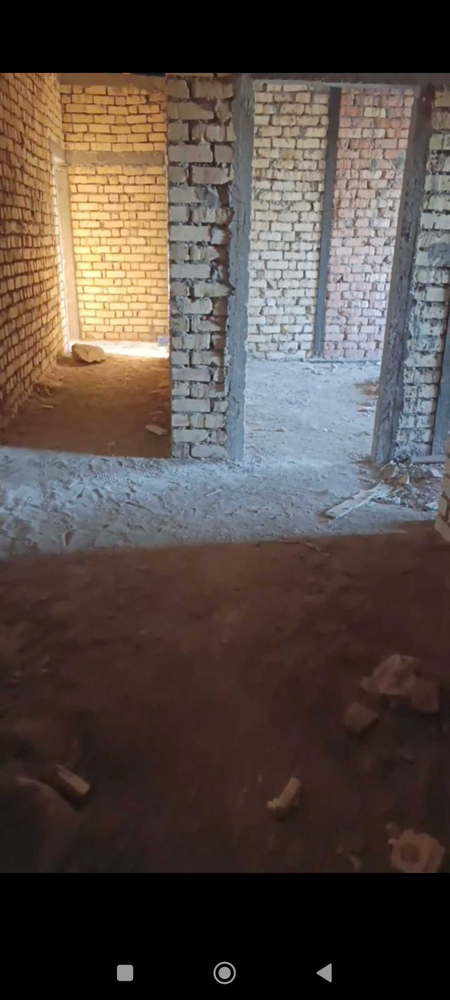 Дом сотилади срочно хамйонбоп 2 та 5 хонали