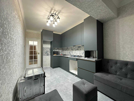 Срочно продается 3х ком квартира ор.метро  Космонавтов 114м2