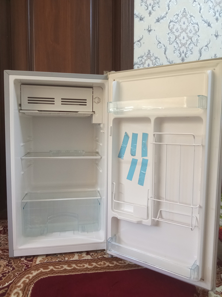Продаётся срочно холодильник